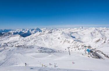 INTERSPORT Mölltaler Gletscher, Flattach/Außerfragant, neben der Mölltal