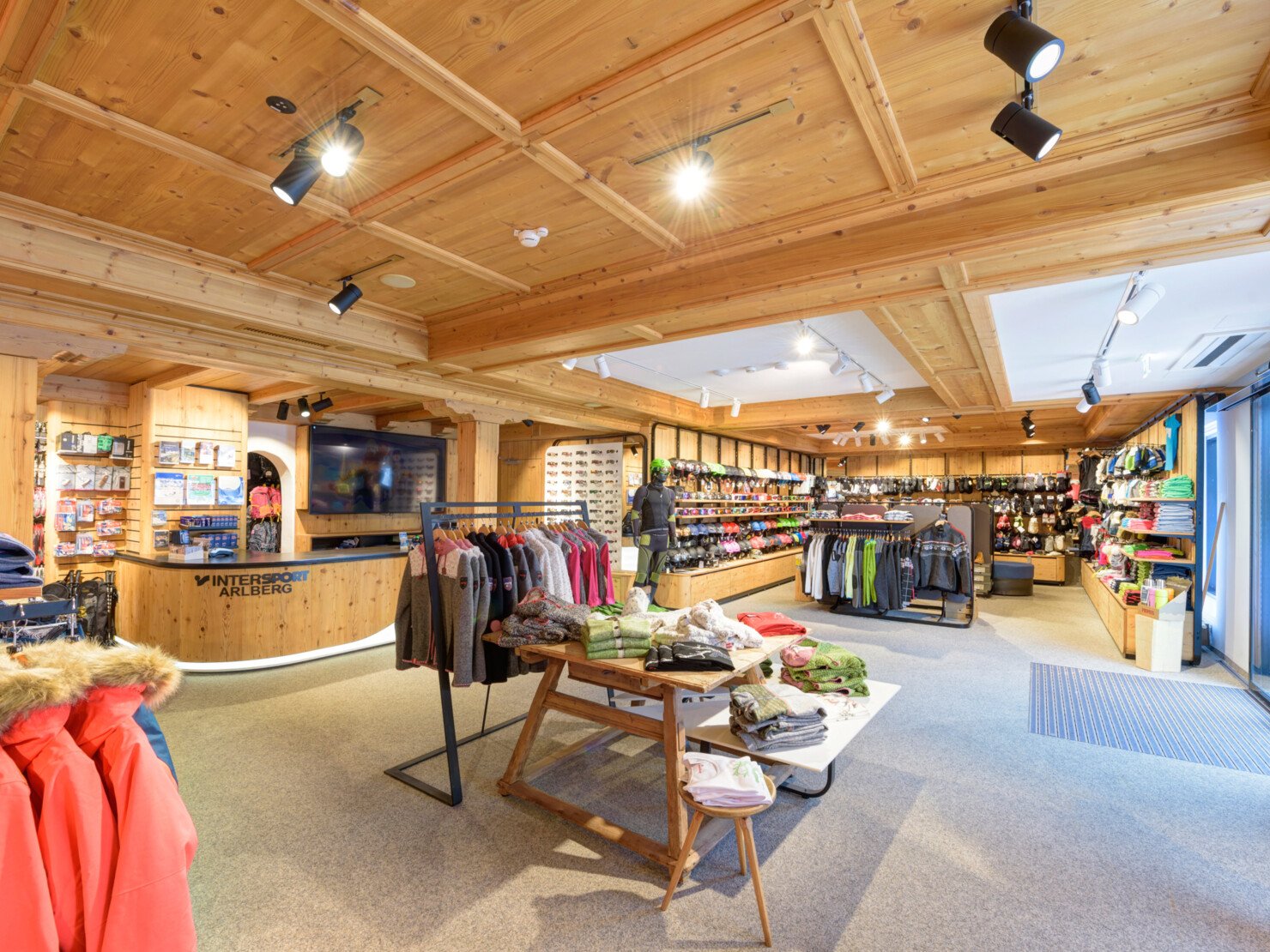 Ski rental INTERSPORT Arlberg at Schlosskopfbahn | INTERSPORT Rent