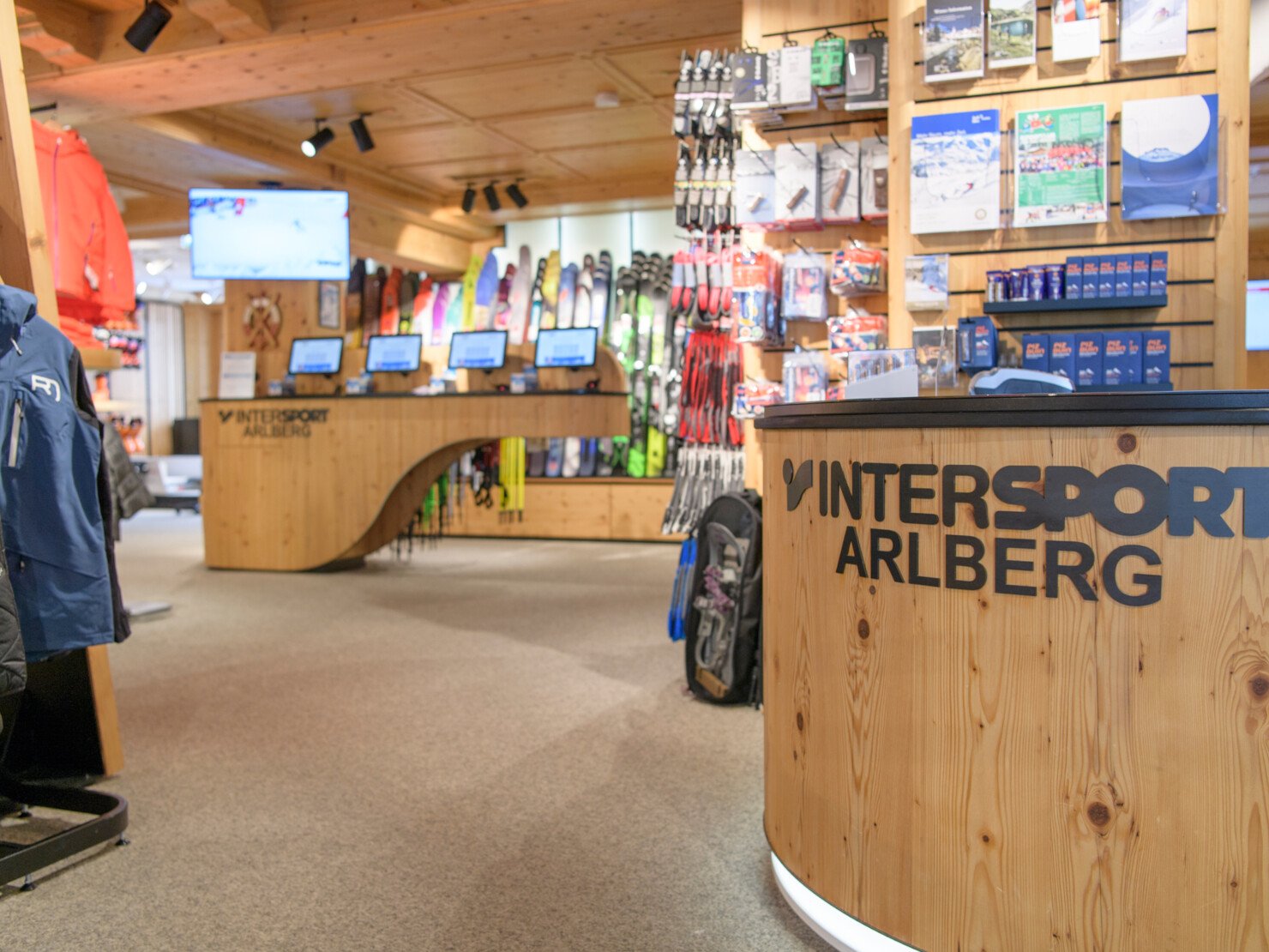 Ski rental INTERSPORT Arlberg at Schlosskopfbahn | INTERSPORT Rent